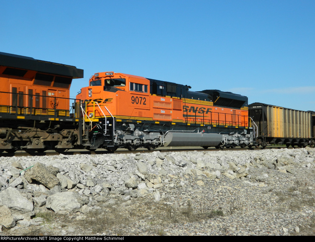 ~BNSF 9072~
